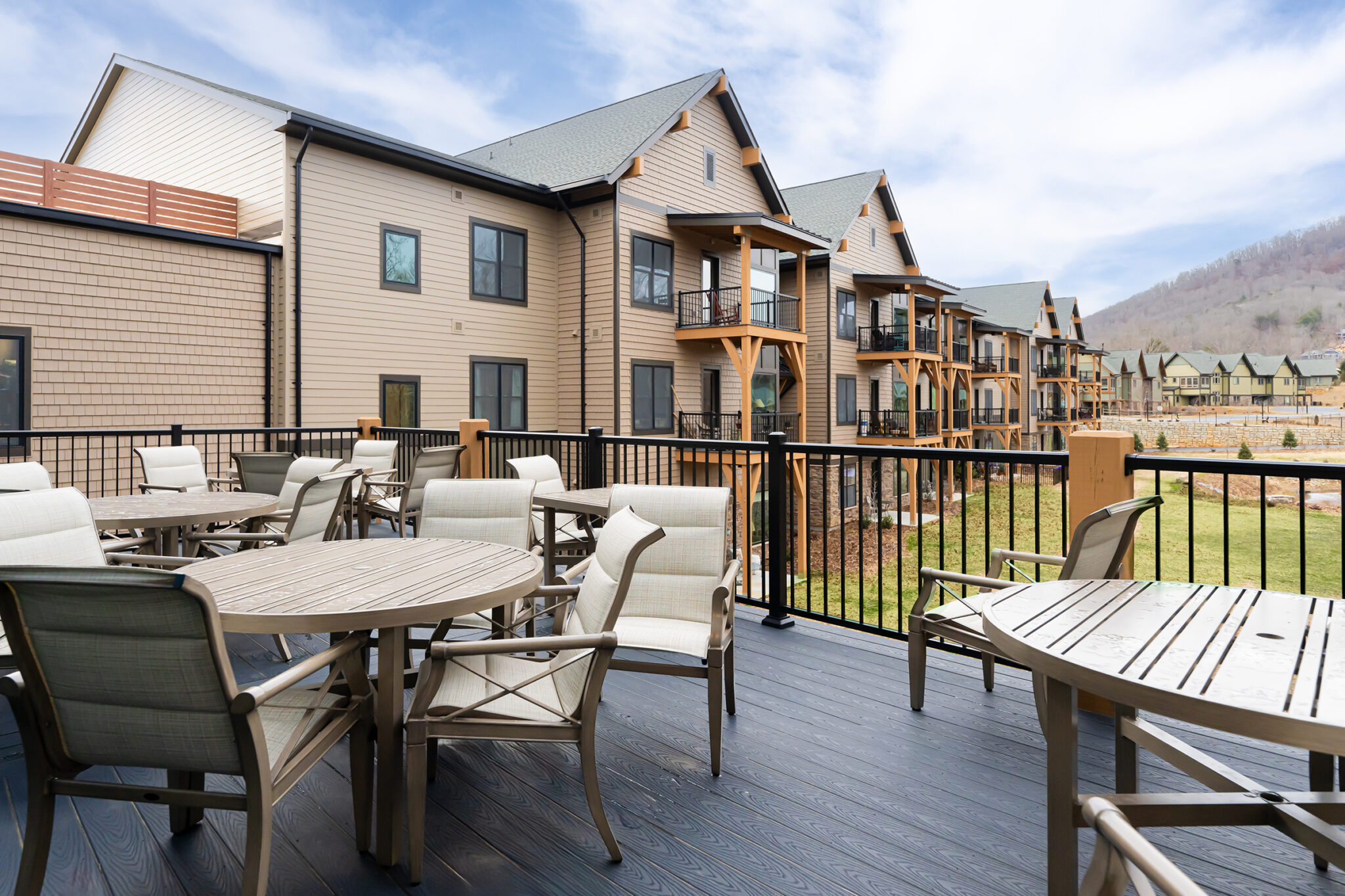Brookside Commons-Apartments/Vista Ridge North | Blum Construction